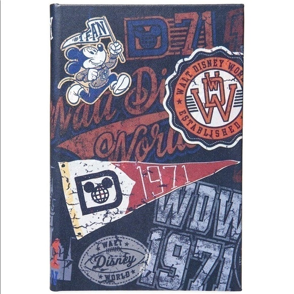 Disney | Office | New Walt Disney World Mickey Mouse Collegiate Art ...